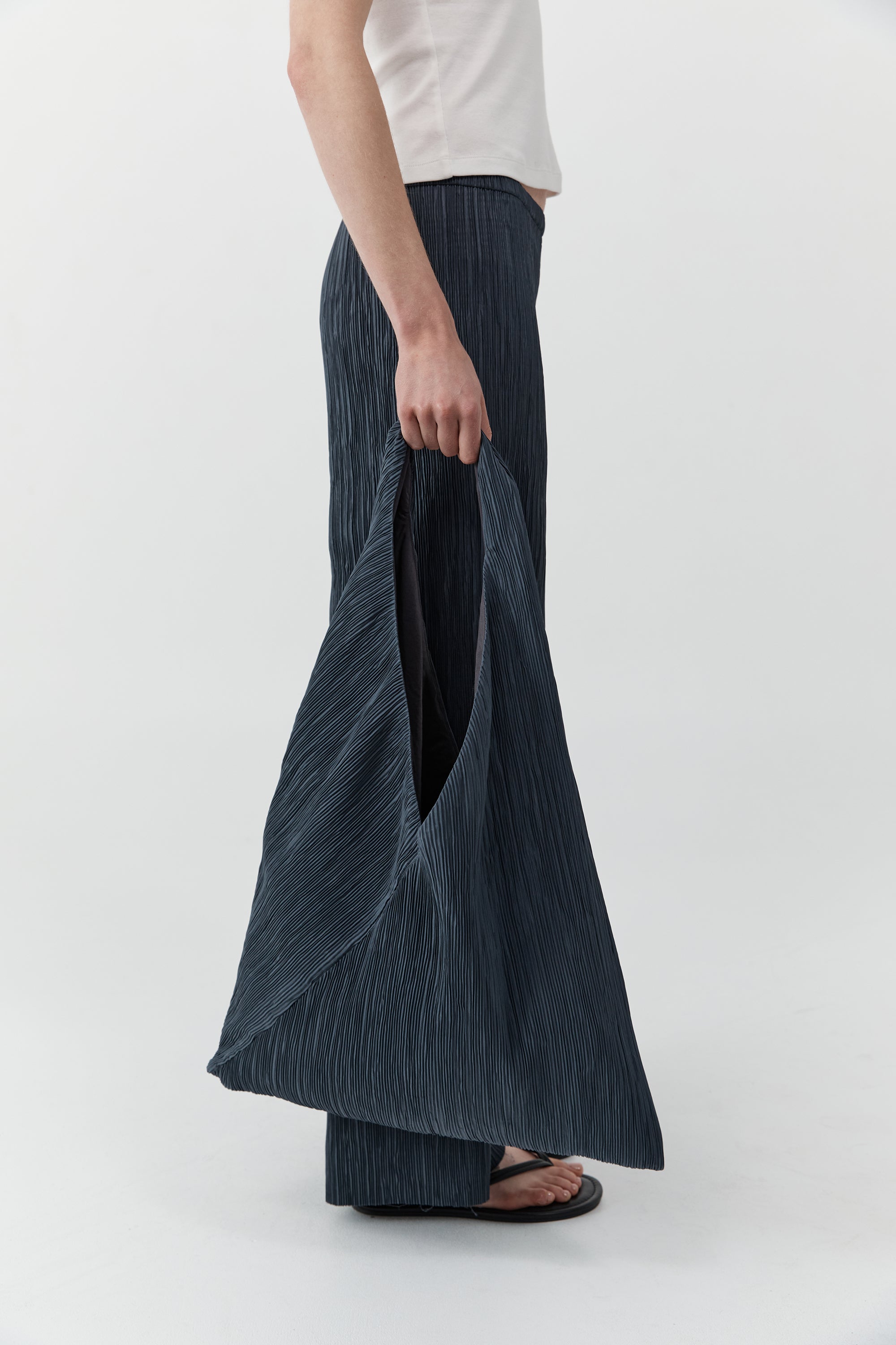 St. Agni | Mini Pleat Bag - Washed Black